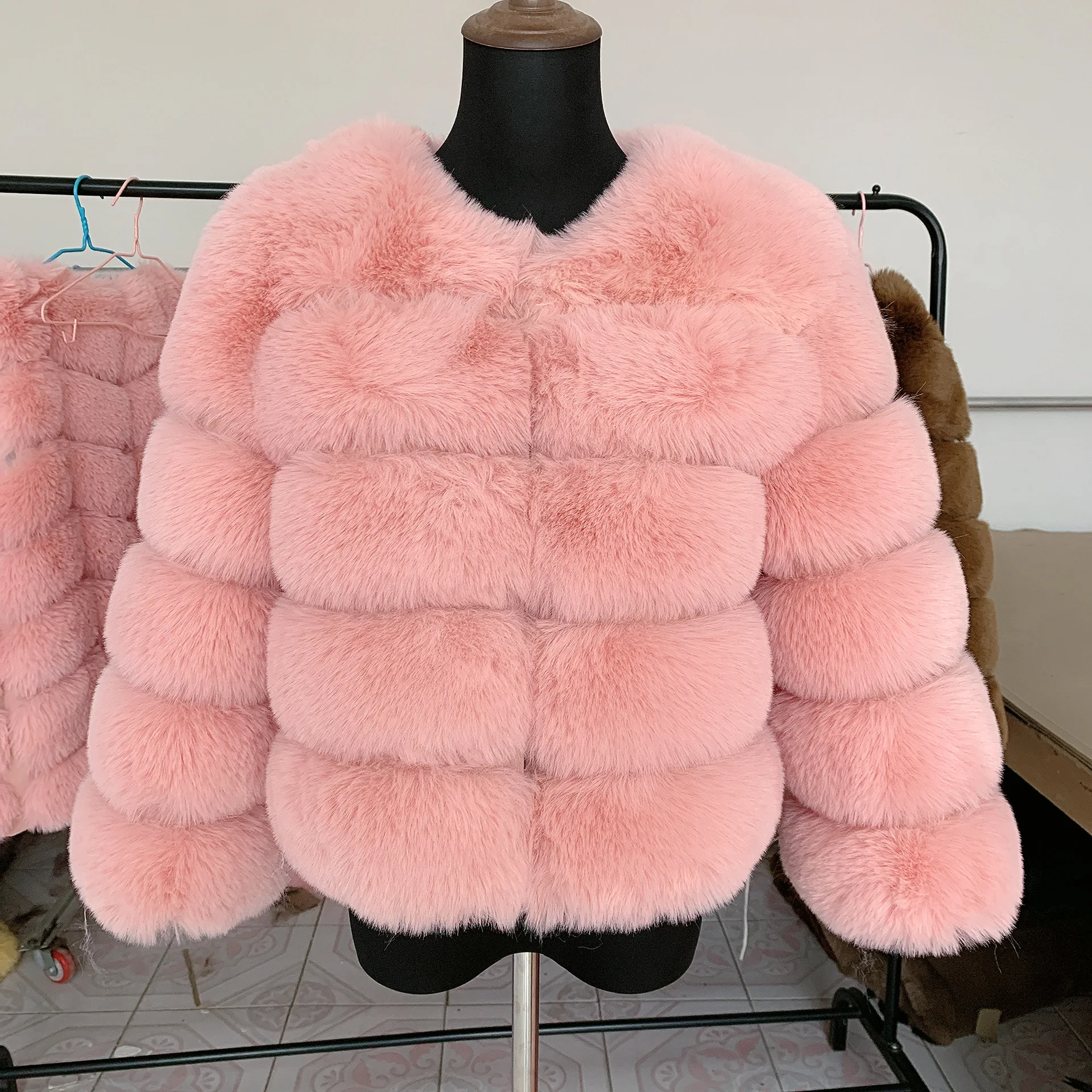 Womens-Faux-Fur-Coat-Herfst-Winter-Hoge-Kwaliteit-Faux-Vos-Bontjas ...