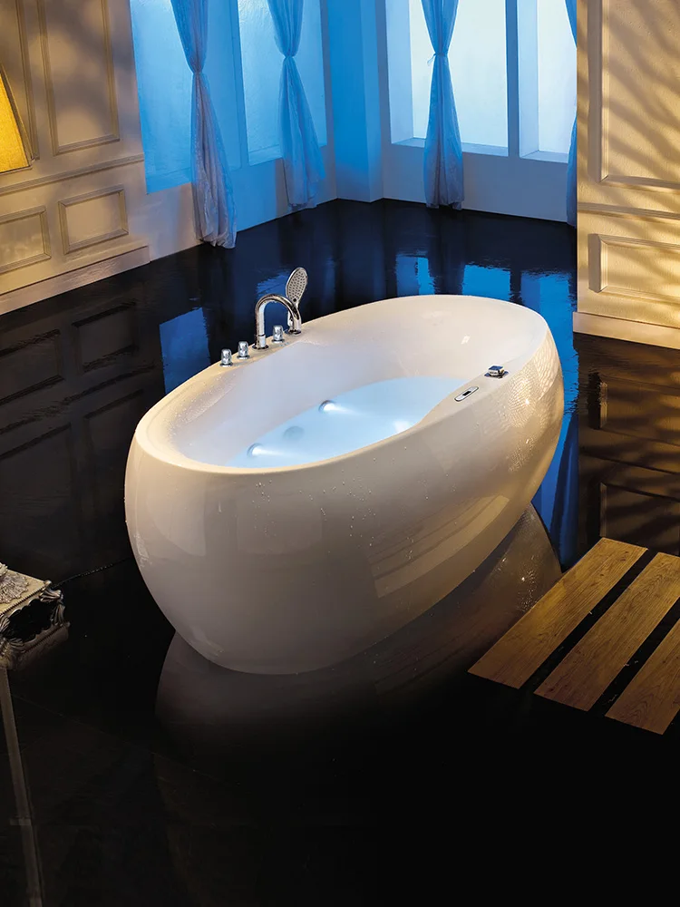 Oval-luxury-Jacuzzi-for-adult-home-small-apartment-with-constant ...