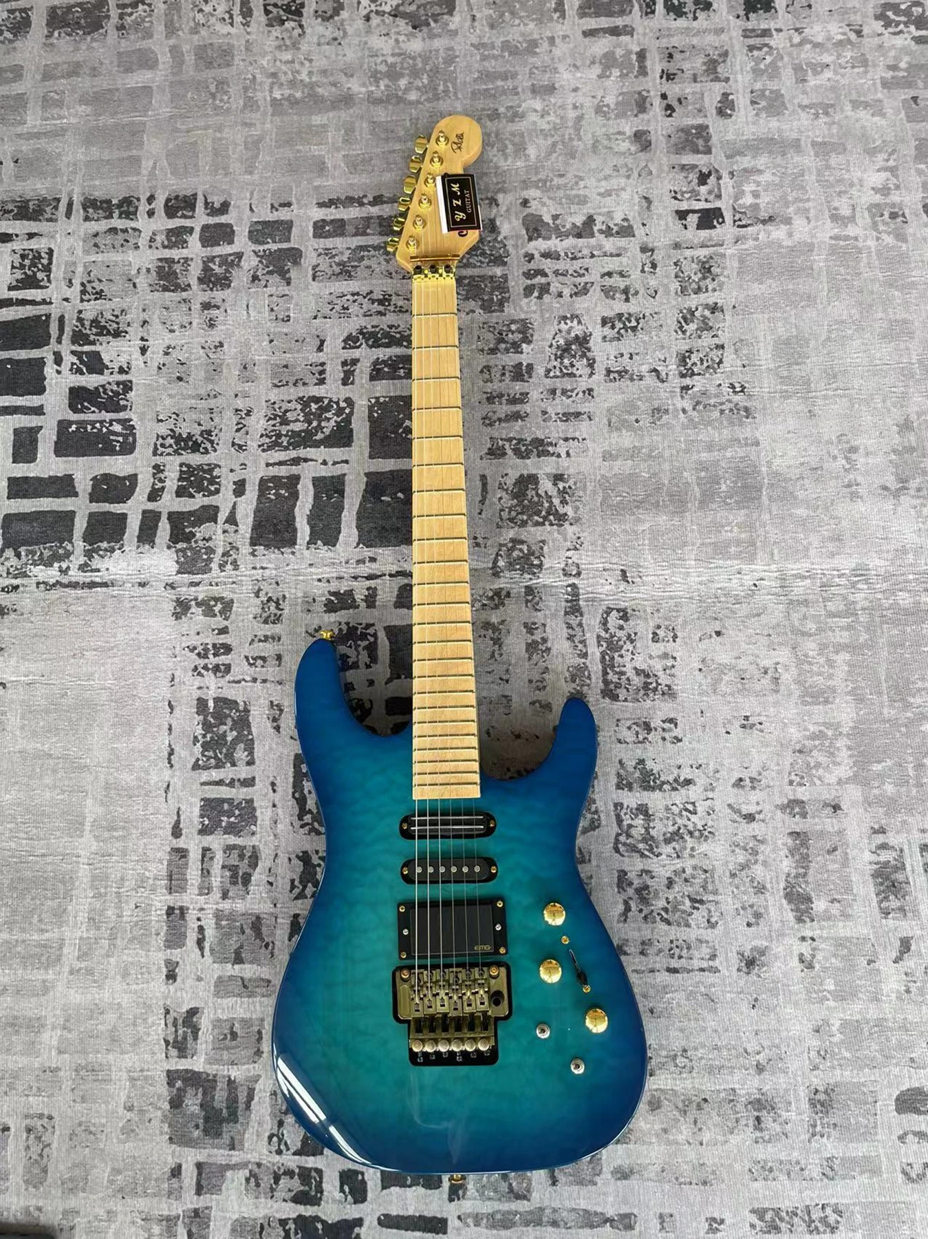 Guitarra-el-trica-grande-flor-azul-jackson-guitarra-cl-ssico-duplo-shake-24-grau-bordo ...
