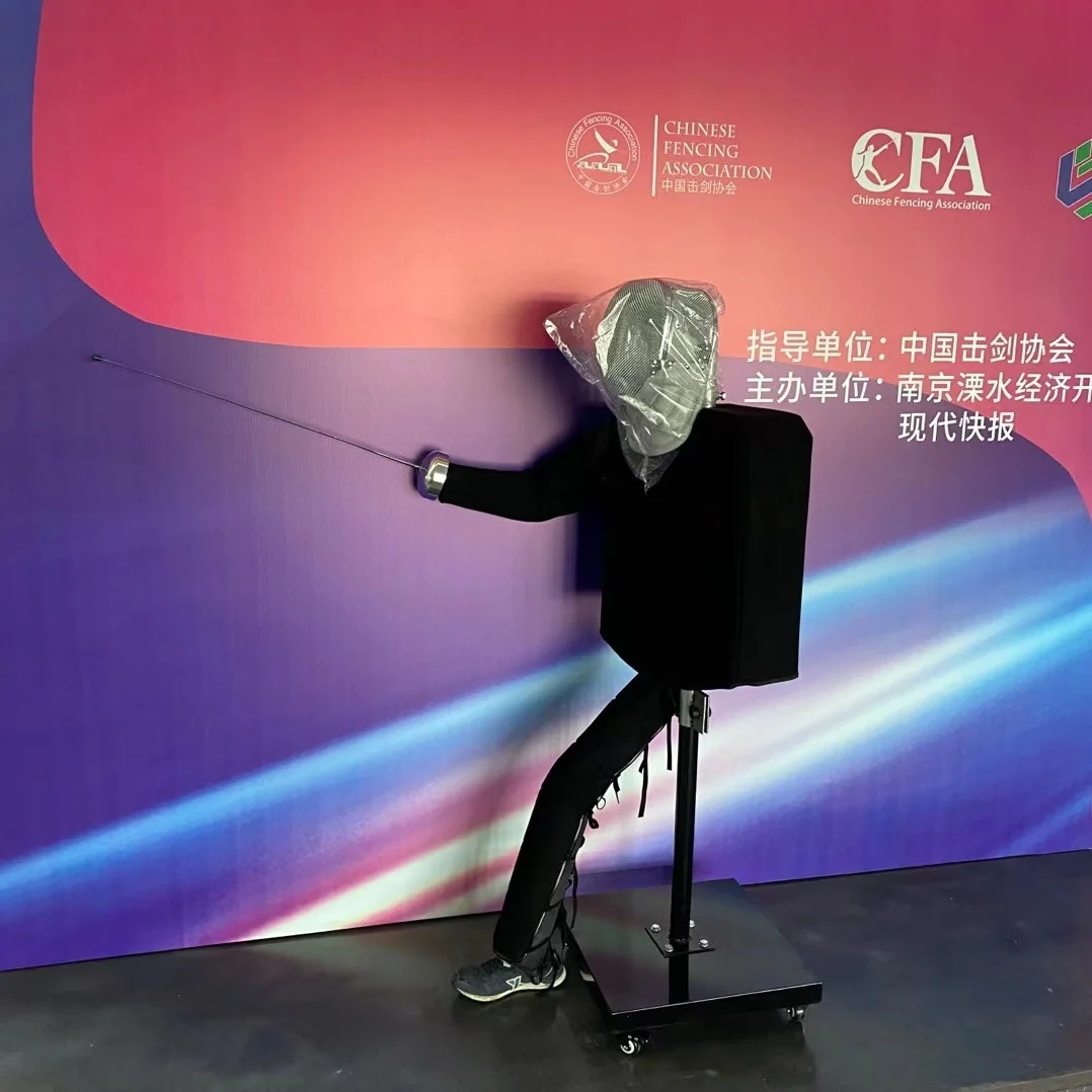 Fencing-target-wall-mounted-electronic-training-movable-adjustable-hand ...