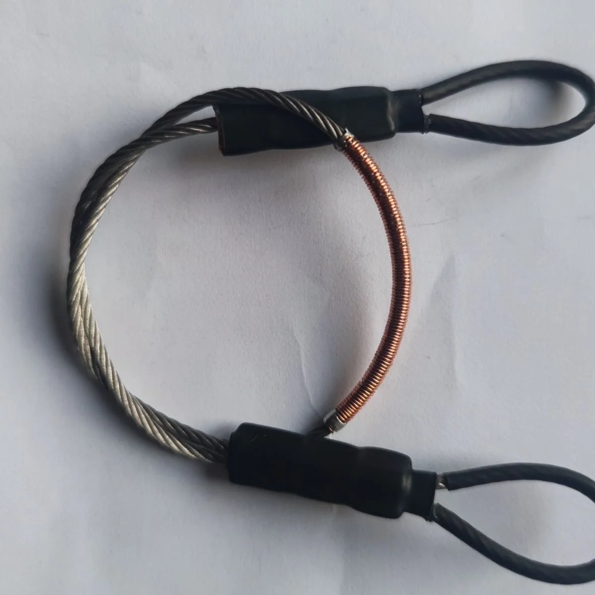 Professional-Customized-Steel-Wire-Rope-with-A-Thickness-of-2-5mm-and-A ...