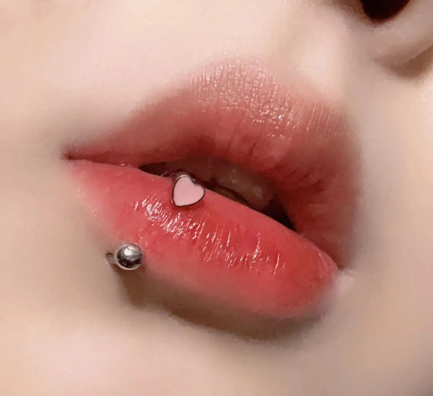 Love-Lip-Ring-316L-Titanium-Steel-Labret-Horseshoe-Ring-Nose-Piercing-Sweet-Cool-Small-Oil-Drop.jpg