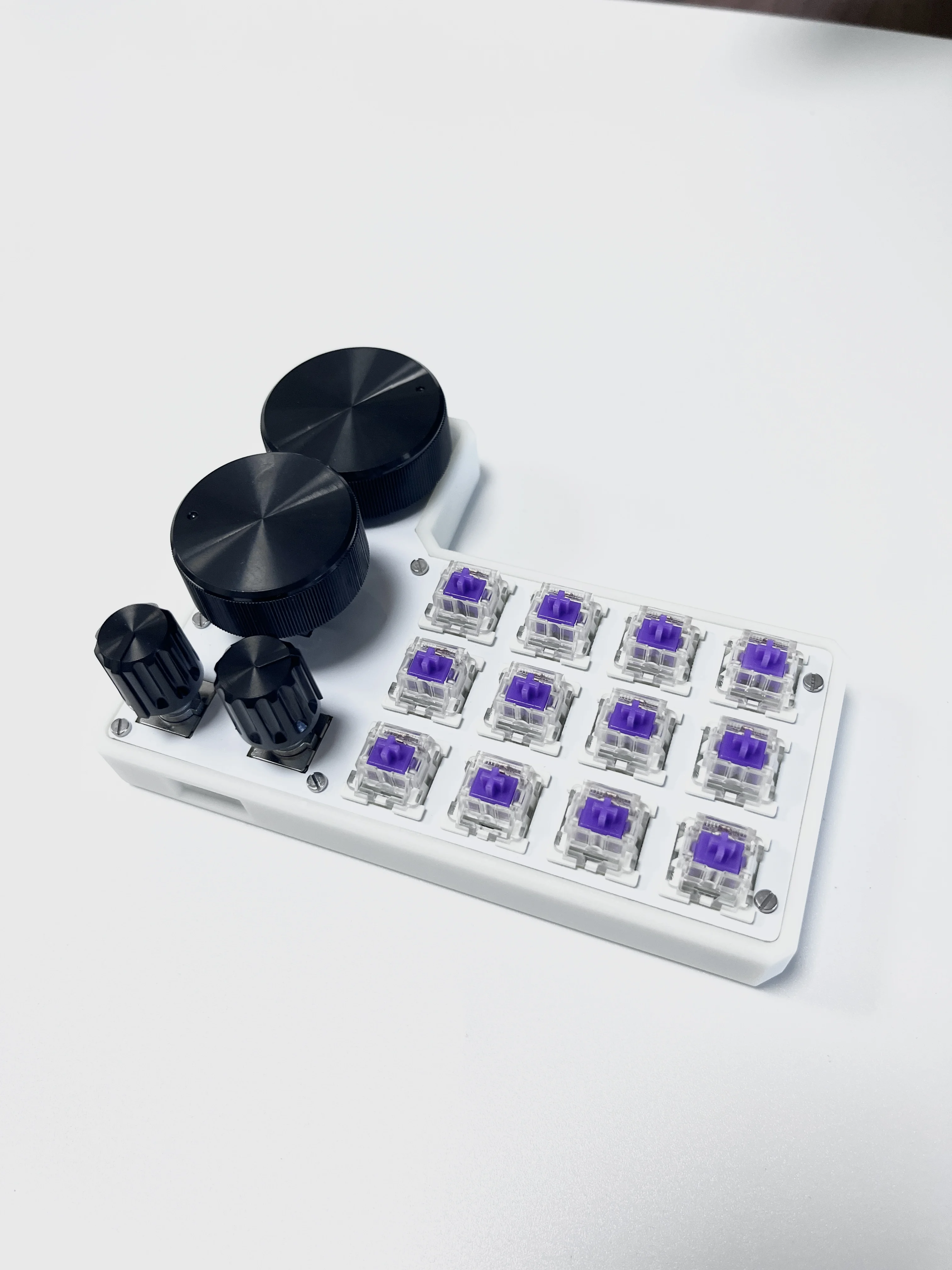 Four-knob-Mechanical-Keyboard-PAD-Small-Keyboard-Custom-made-Designer ...