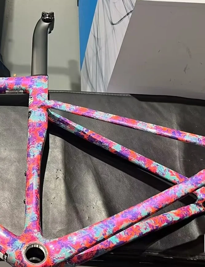 2023 스타일 Sl7 디스크 자전거 탄소 프레임 Ud 광택 Uci 대만 자전거 탄소 프레임 위장 레이싱 프레임 Sl7 도로