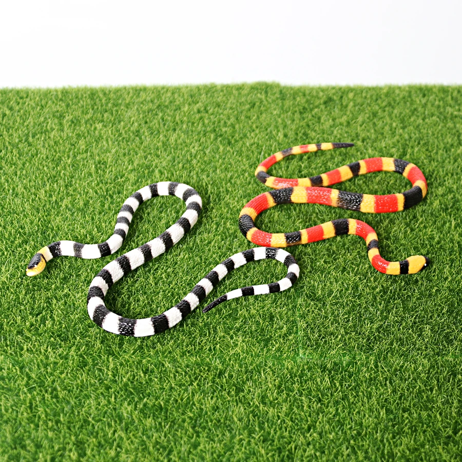Realistic-Beautifully-Detailed-Hand-Painted-Coral-Snake-Plastic-PVC ...