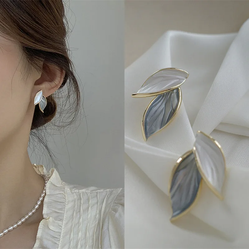 New-Classic-Grey-Leaf-Stud-Earrings-For-Women-Charm-Korean-Sweet-Metal-Womens-Leaf-Shape ...
