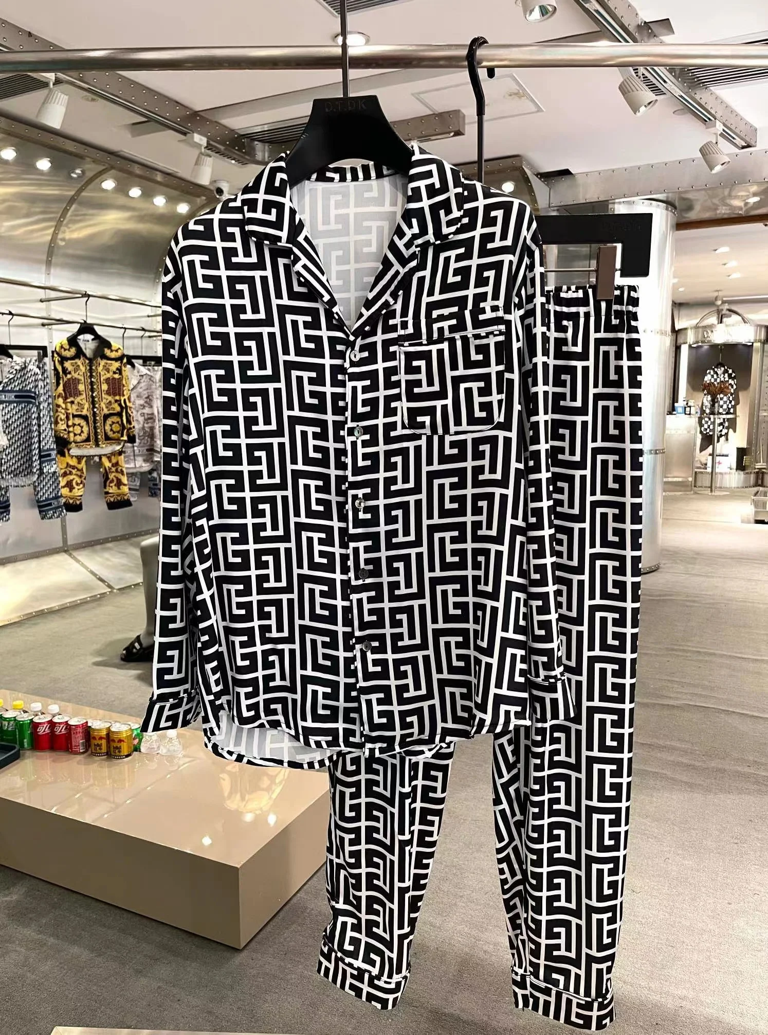 Ensembles-de-mode-de-luxe-pour-hommes-style-de-f-te-design-europ-en ...