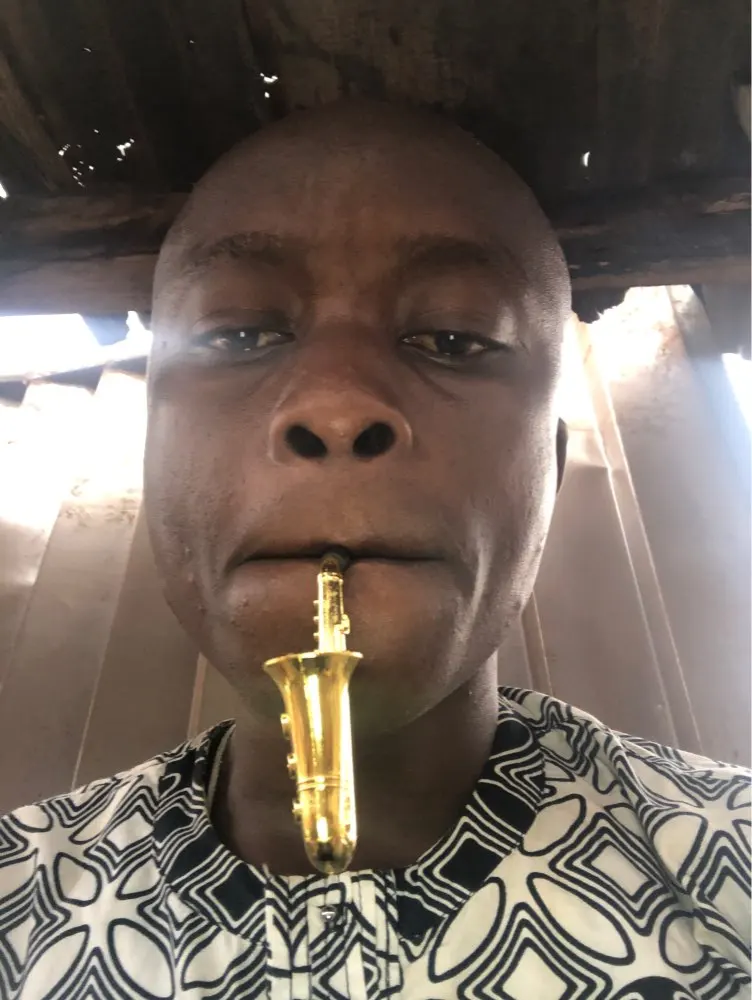 Metal Saxophone Pipe - BudSphere