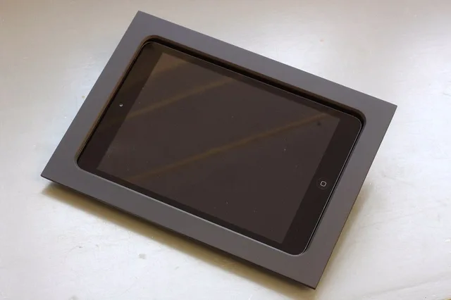 Black Ipad Mini Box