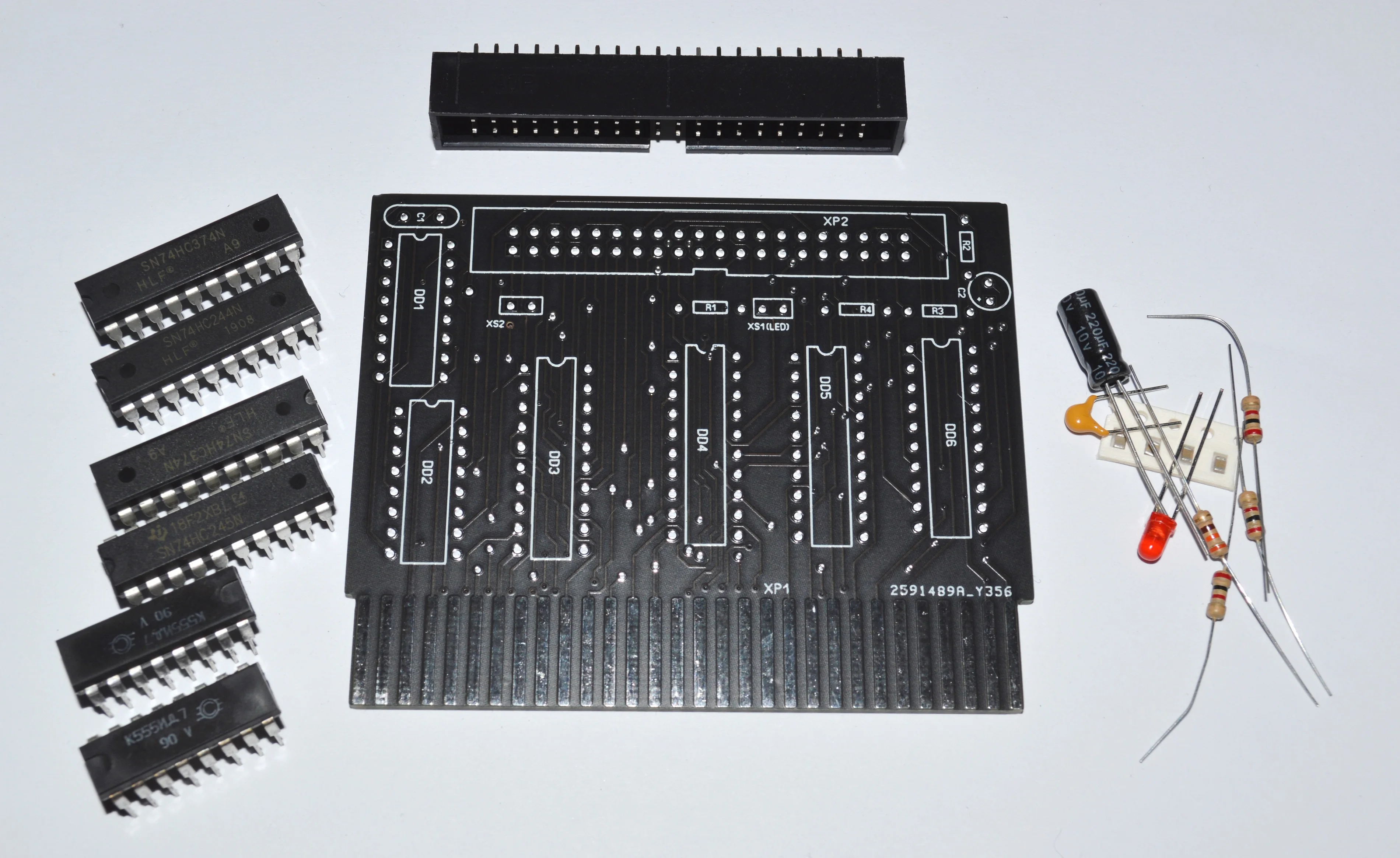 ZX-Spectrum-Nemo-IDE-controller-HDD-on-the-train-designer-kit-Z80 ...