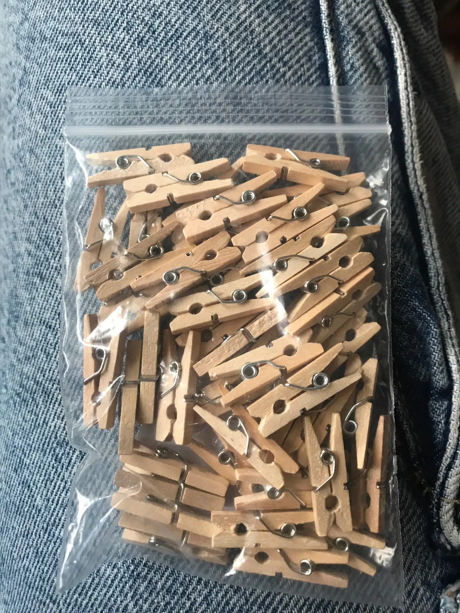 Decorative DIY Mini Wooden Clips (100 pcs) - Life Changing Products