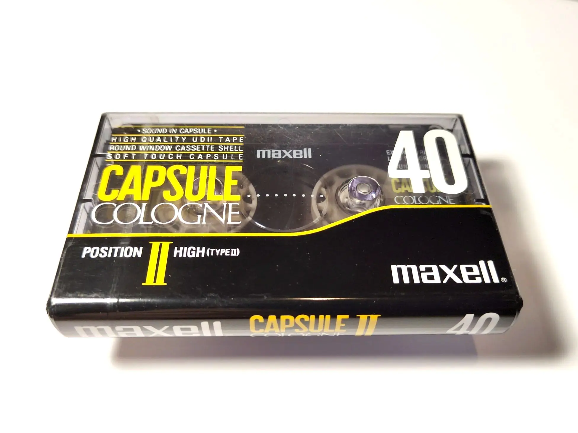 Maxell-ur-60.jpg