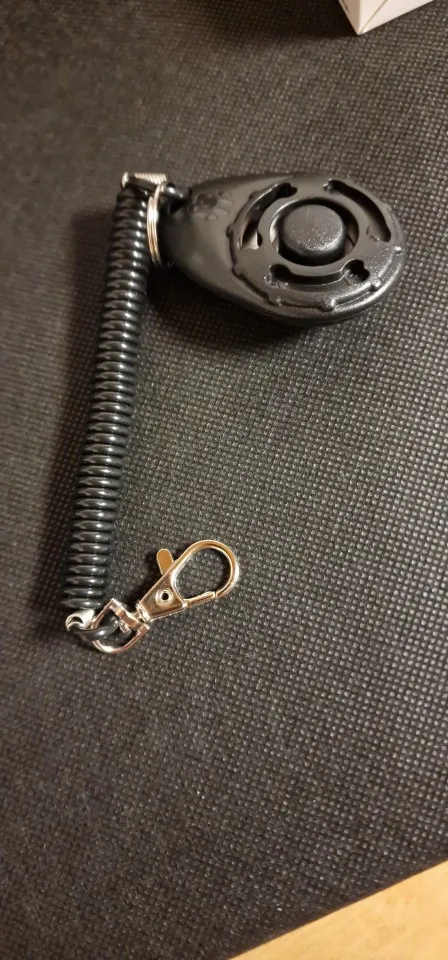 Set Of The Ultrasonic Whistle Integrated Clicker For Dog Training ...