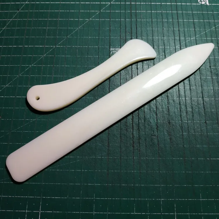 Plastic Paper Creasing Tools (2pcs) - Life Changing Products