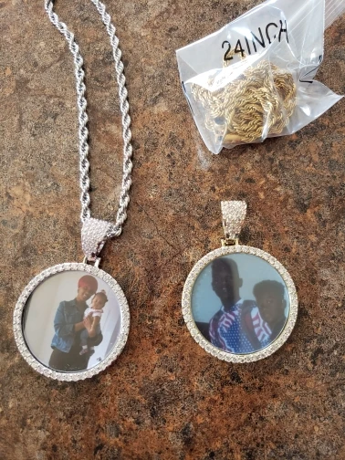 Custom Photo Medallion Necklace- Plating Of Gold Medallion Necklace ...