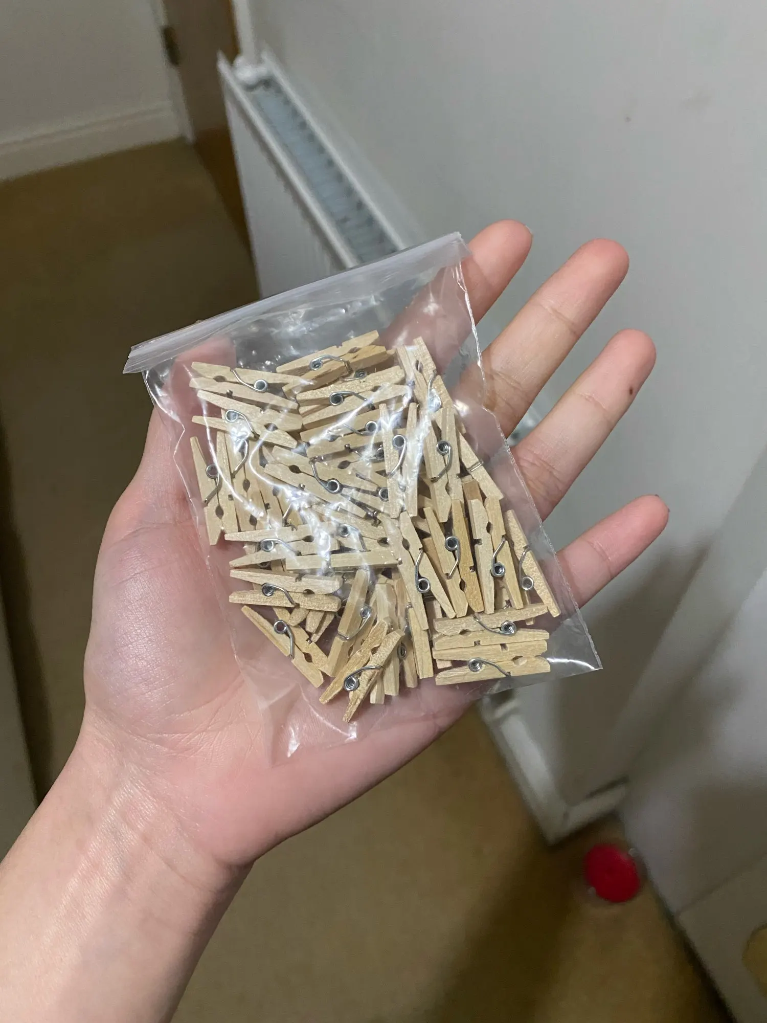 Decorative DIY Mini Wooden Clips (100 pcs) - Life Changing Products