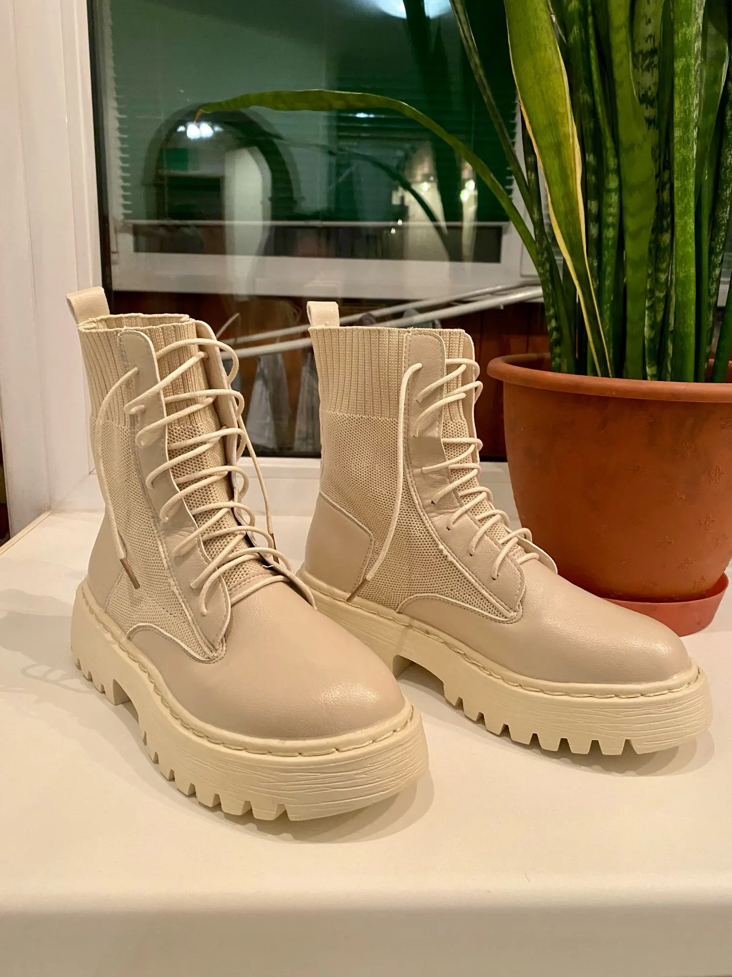 Boots Dam • Shoeking.se