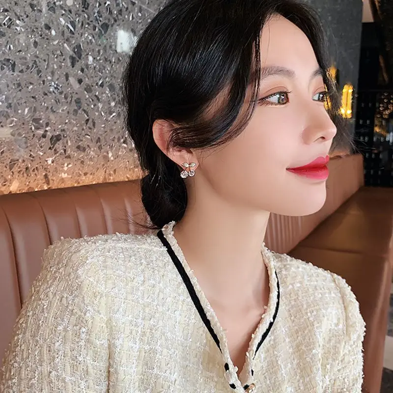 Crystal Cherry's Instagram, Twitter & Facebook on IDCrawl