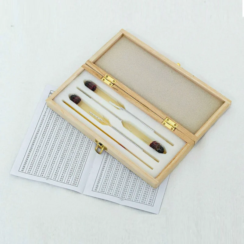 Set-of-areometers-asp-3-thermometer-in-a-wooden-box-0-40-40-70-70-100.png