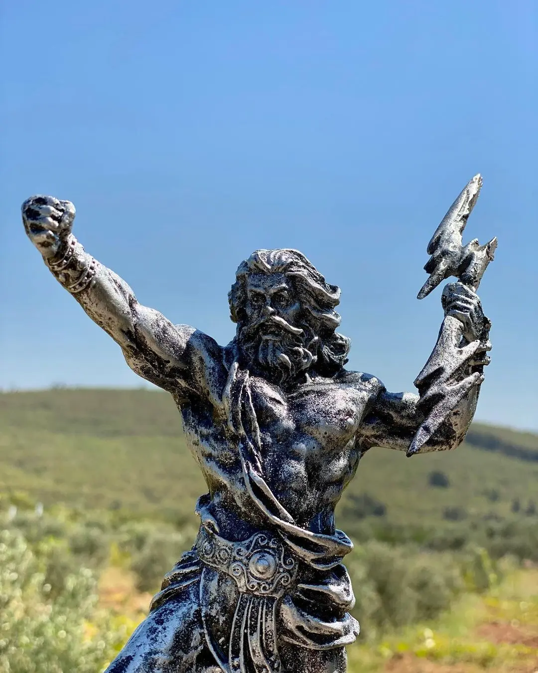 Zeus Greek God Statue With Lightning Bolt