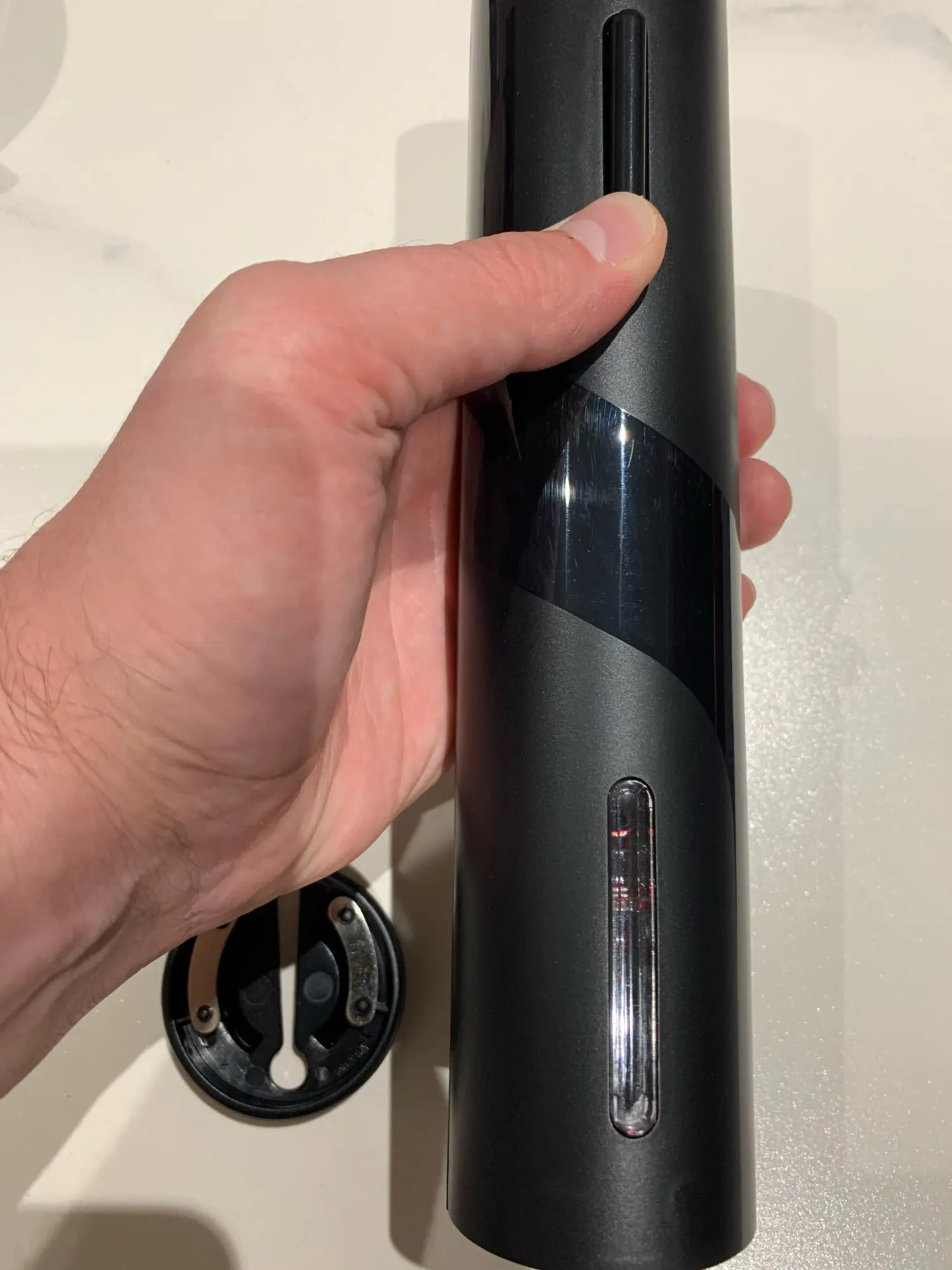 Trên tay dụng cụ mở nắp chai rượu vang Xiaomi Circle Joy CJ-EKPQ05 ...