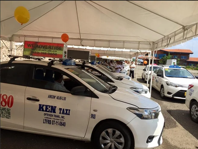 GPS 3G Control Waterproof P5 Double Side Taxi Roof Advertising Board ...