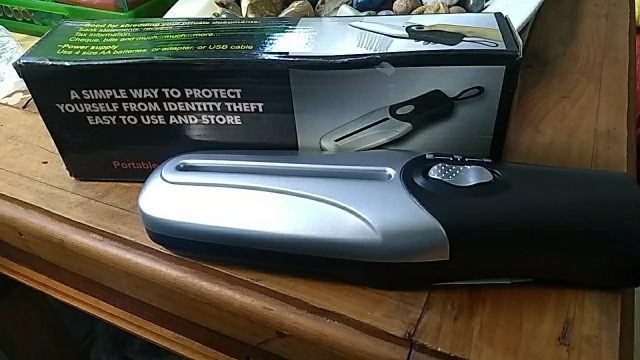 Paper Shredder Handheld Device - Life Changing Products