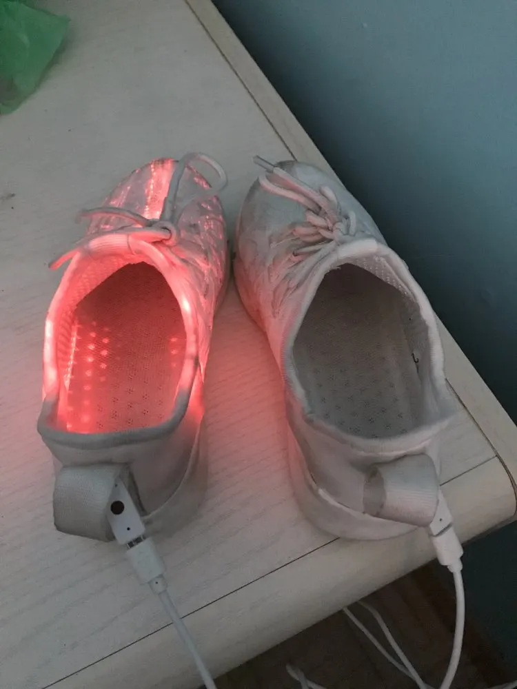 LED Shoes Fiber Optic Light Up Sneakers - Life Changing Products