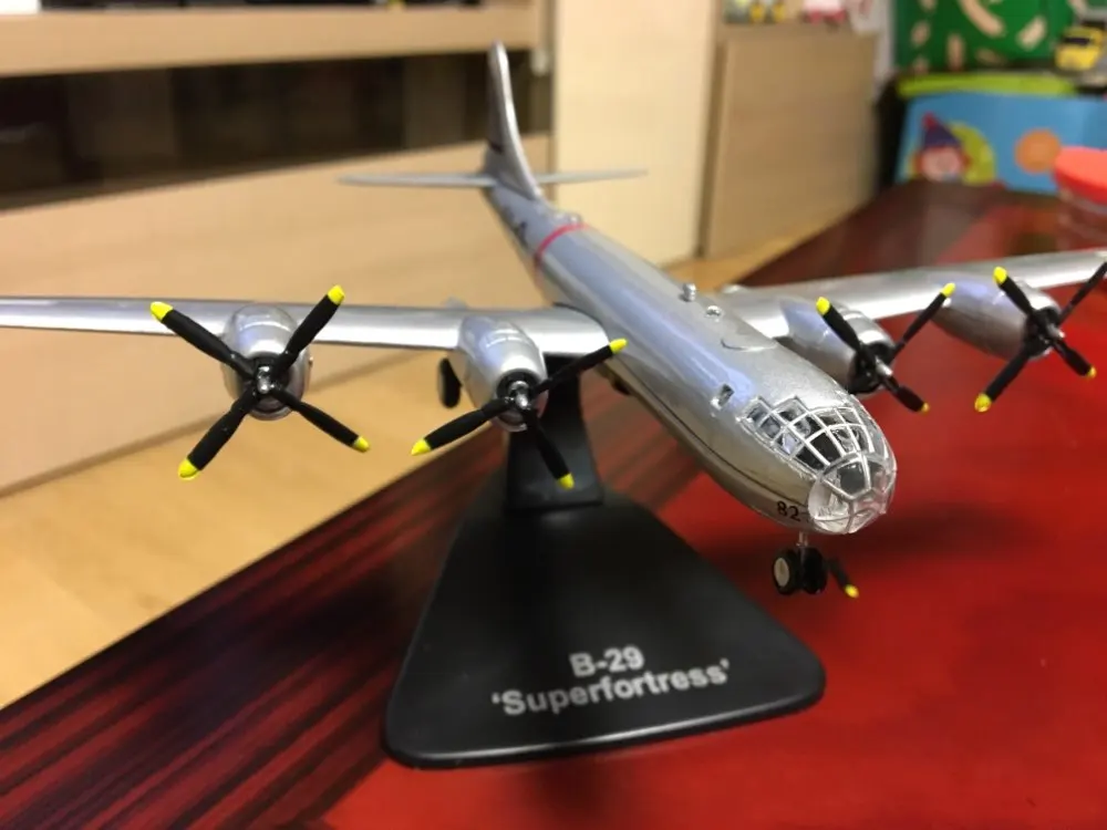 rare 1/144 World War II US Air Force B-29 strategic bomber model The ...
