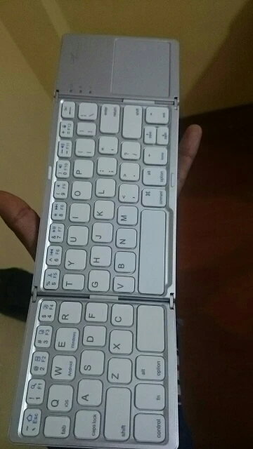 Avatto A18 Bluetooth Folding Keyboard - World of Bluetooth