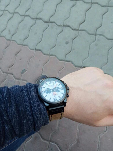 Wrist Watch For Men In Leather Design - Life Changing Products