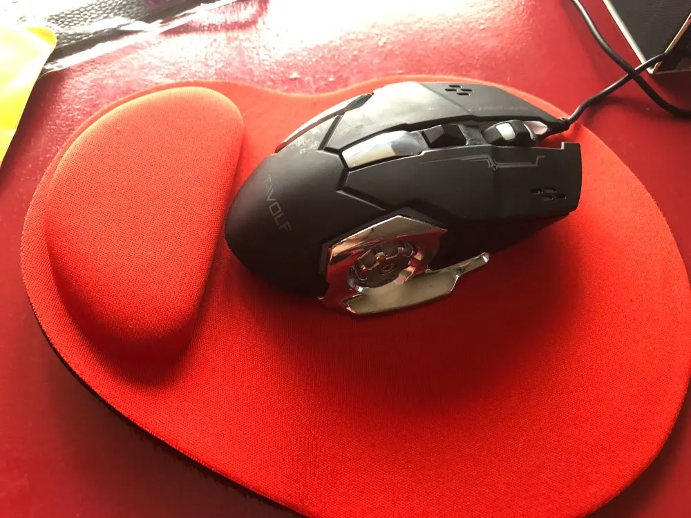 Ergonomic Mouse Pad Wrist Support - Life Changing Products