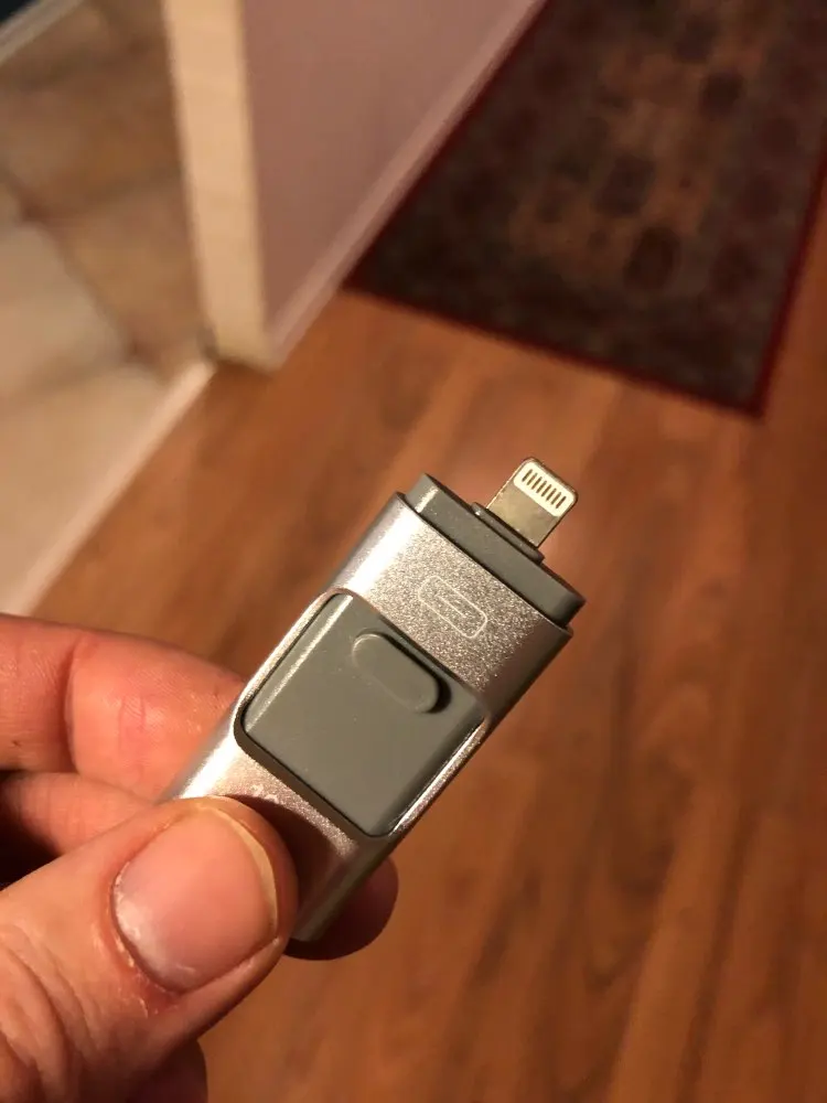 USB Flash Drive for iPhone - Life Changing Products