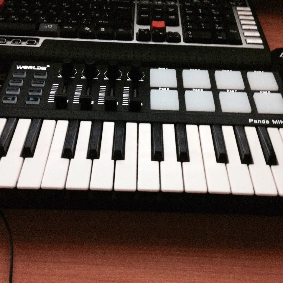 Portable USB Keyboard and Drum Pad MIDI Controller - Life Changing Products