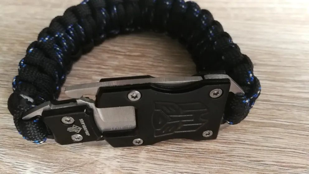 Self Defense Survival Bracelet - Life Changing Products