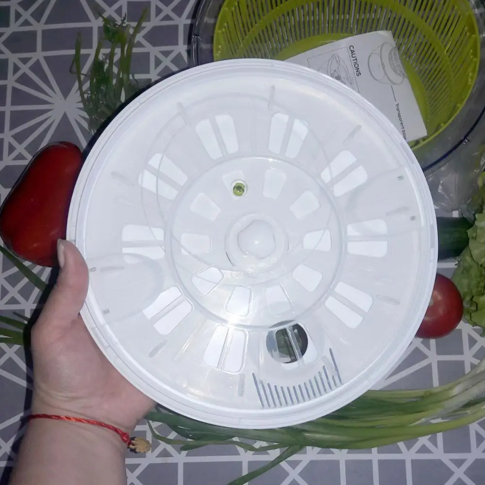 Salad Spinner Fruit and Vegetable Rinser - Life Changing Products
