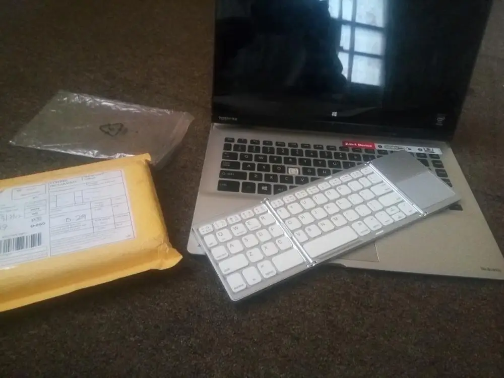 Avatto A18 Bluetooth Folding Keyboard - World of Bluetooth
