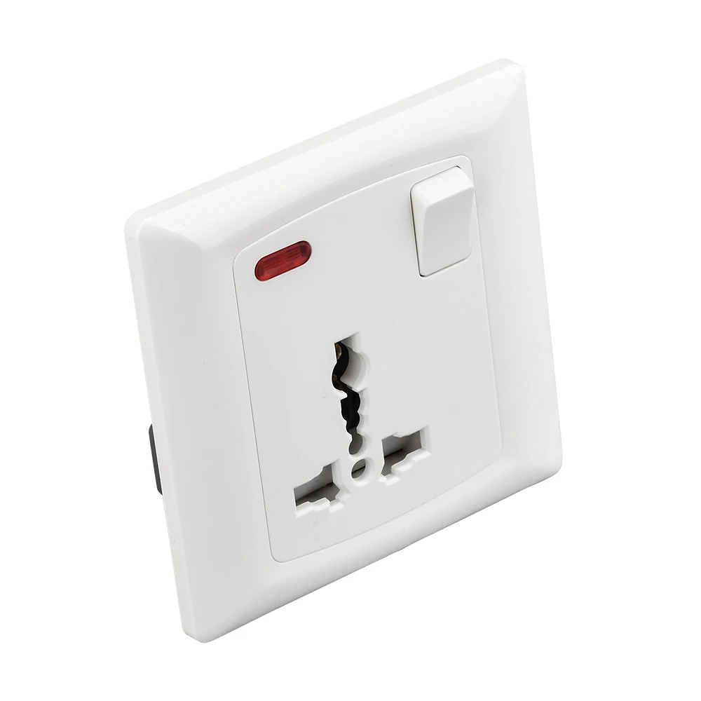 Cognag 3 pin plug socket 13A International standard Universal 3 Hole ...