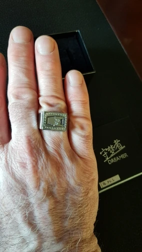 Hidden Blade Ring Weapon - Life Changing Products