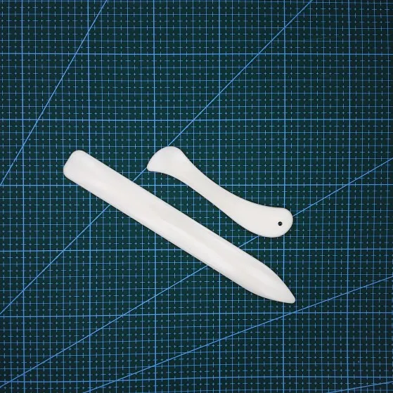 Plastic Paper Creasing Tools (2pcs) - Life Changing Products