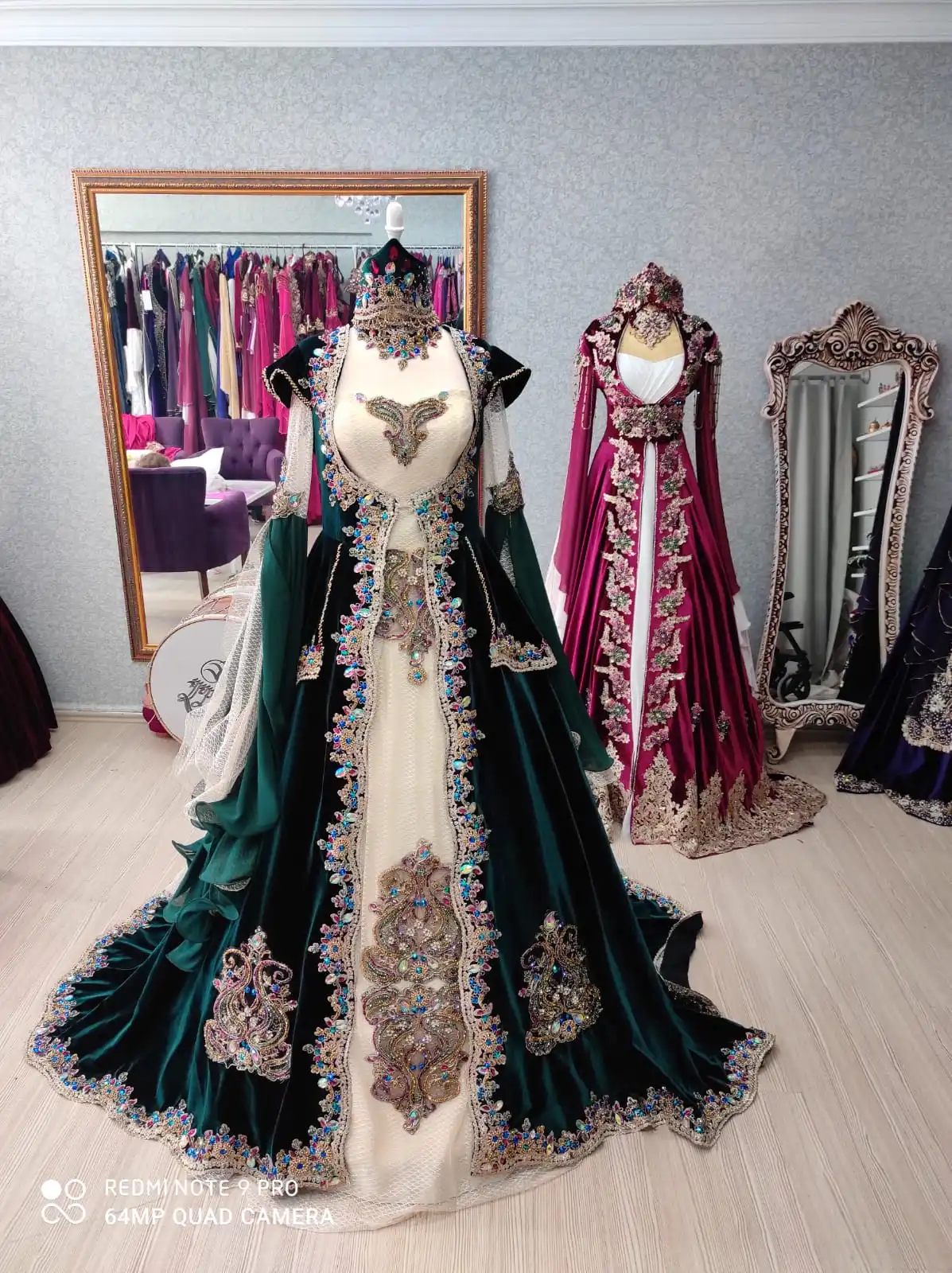 Hurrem Sultan Green Dress