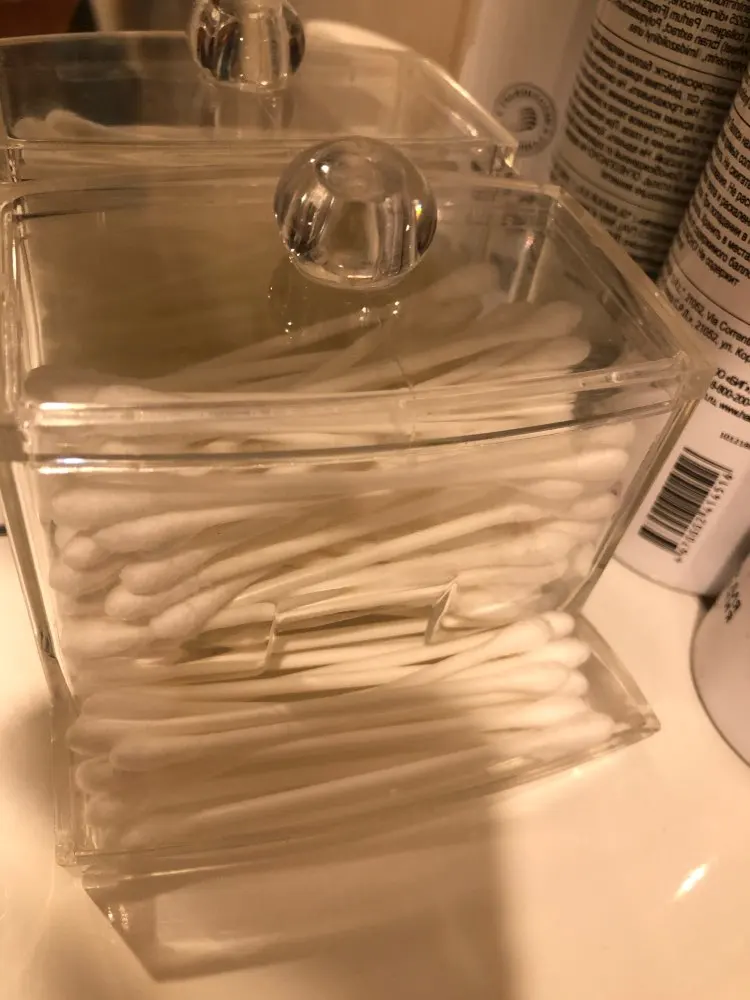 Cotton Swab Holder Acrylic Container - Life Changing Products