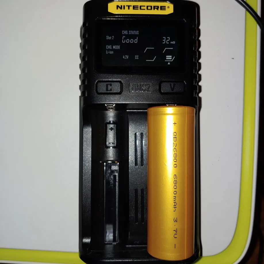 Any new 26800 battery chargers? : r/flashlight