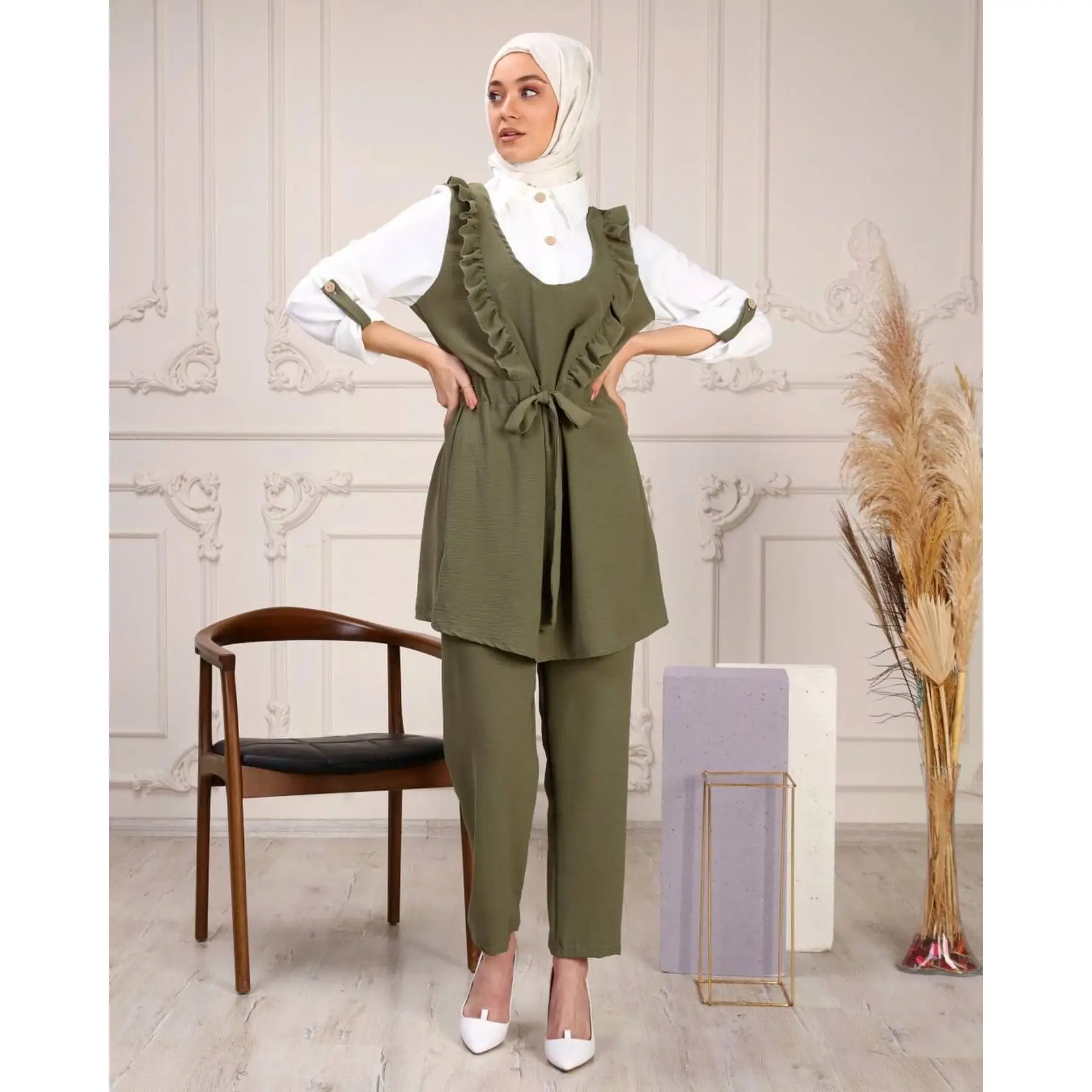 Two Piece Muslim Women's Pant Suit Set Sleeve Detailed Frilly Tunic and ...